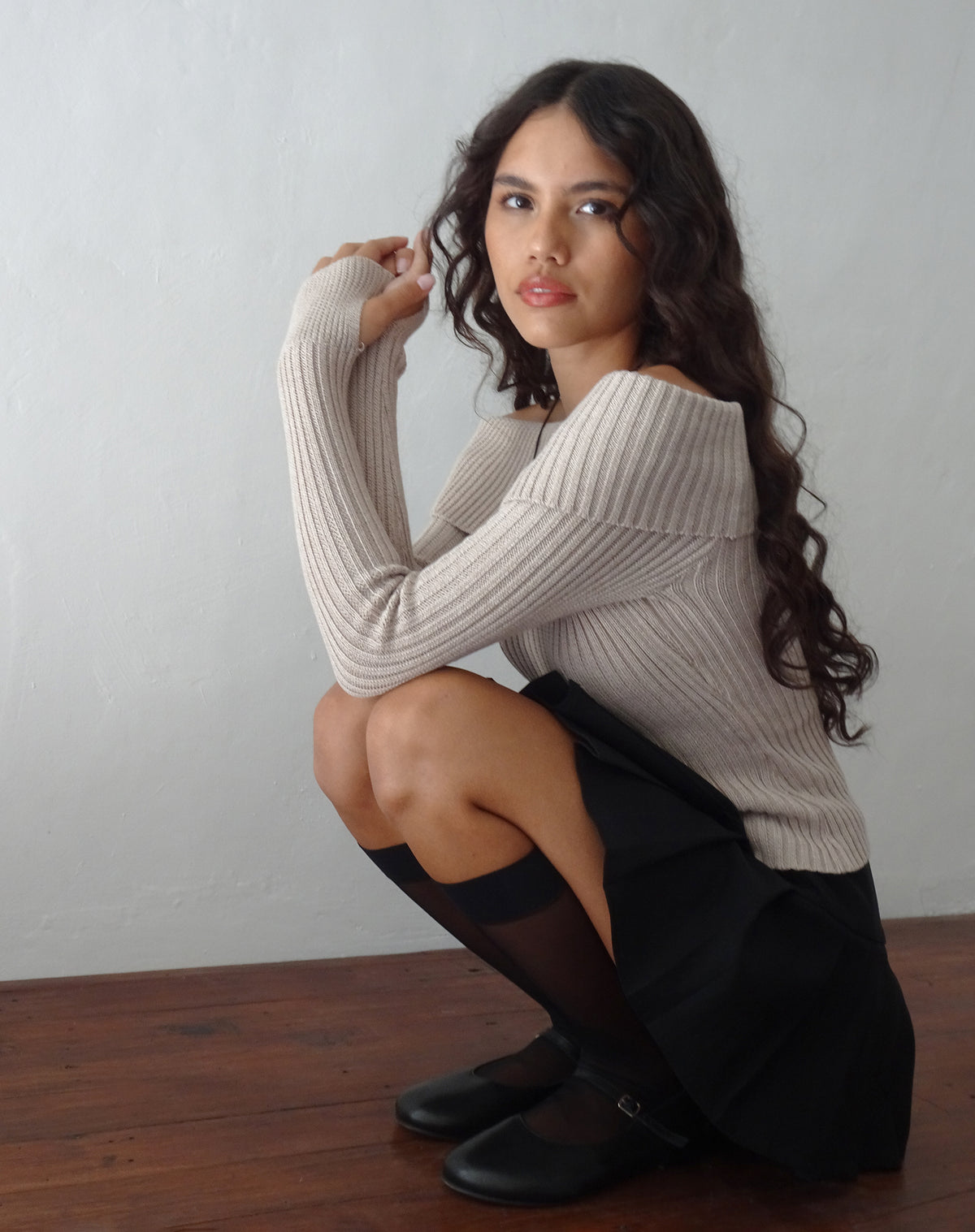 Natural Off-Shoulder Long Sleeve Knit Top | Circe – motelrocks.com
