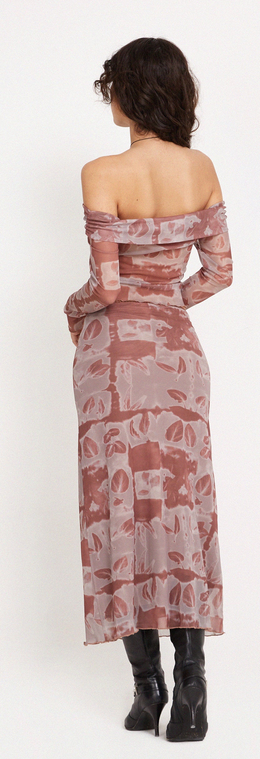 Botanical Bleed Warm Grey Long Sleeve Top | Nadhira – motelrocks.com