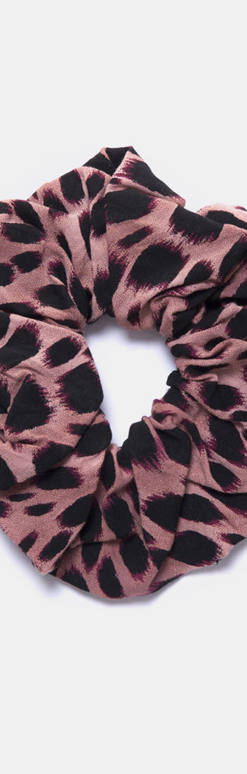 Scrunchie in Pink Cheetah – motelrocks.com